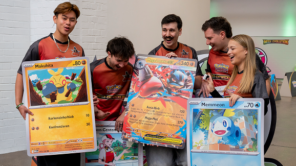 Évènement de lancement Méga-Évolution : cartes géantes du JCC Pokémon ...