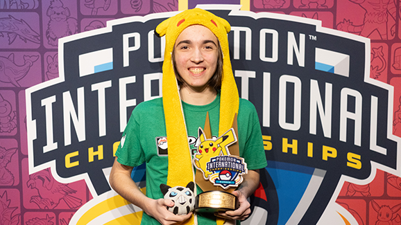 Ian Larson | Pokemon.com